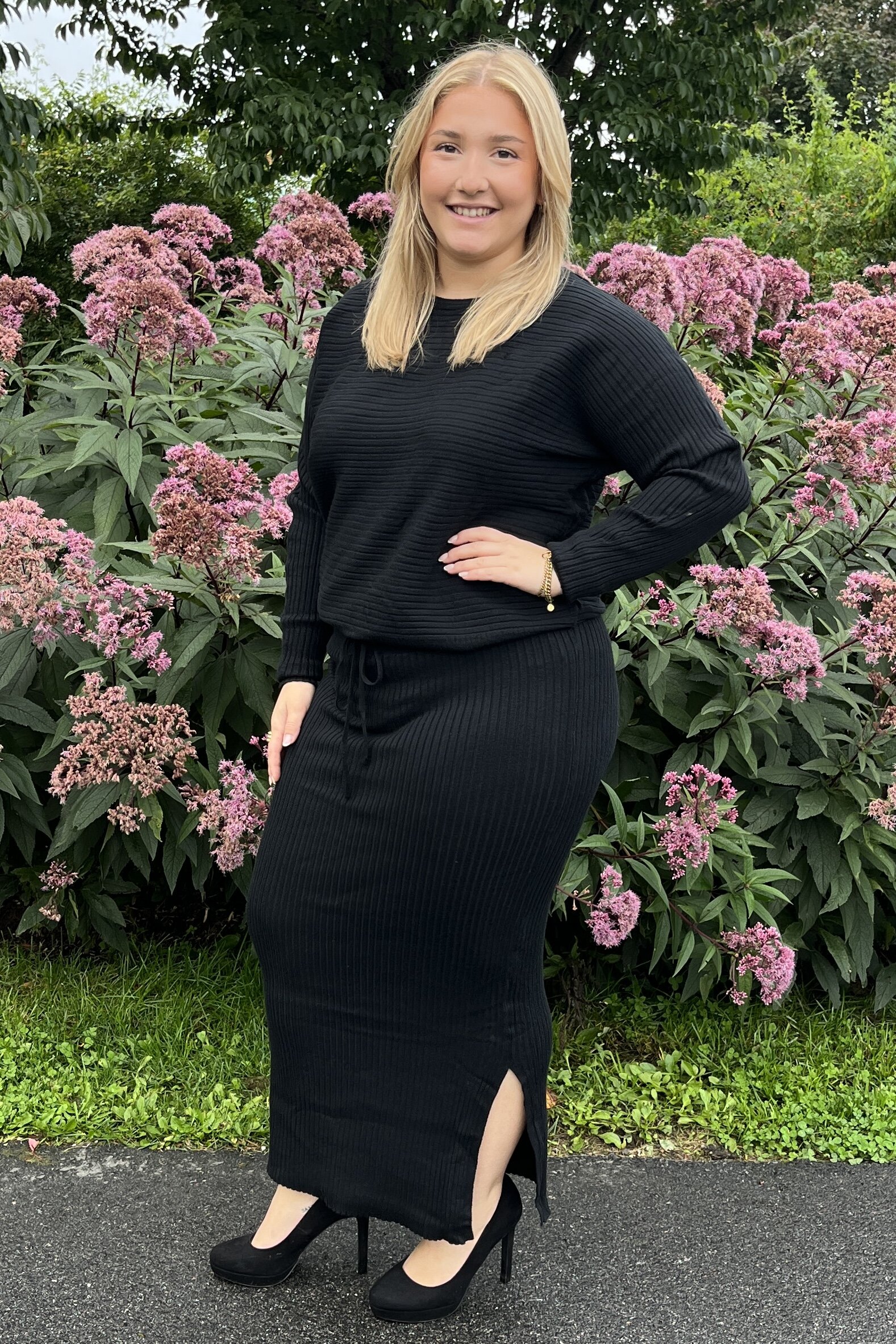 Chica London Stickat Set Dam Black - SMILE.