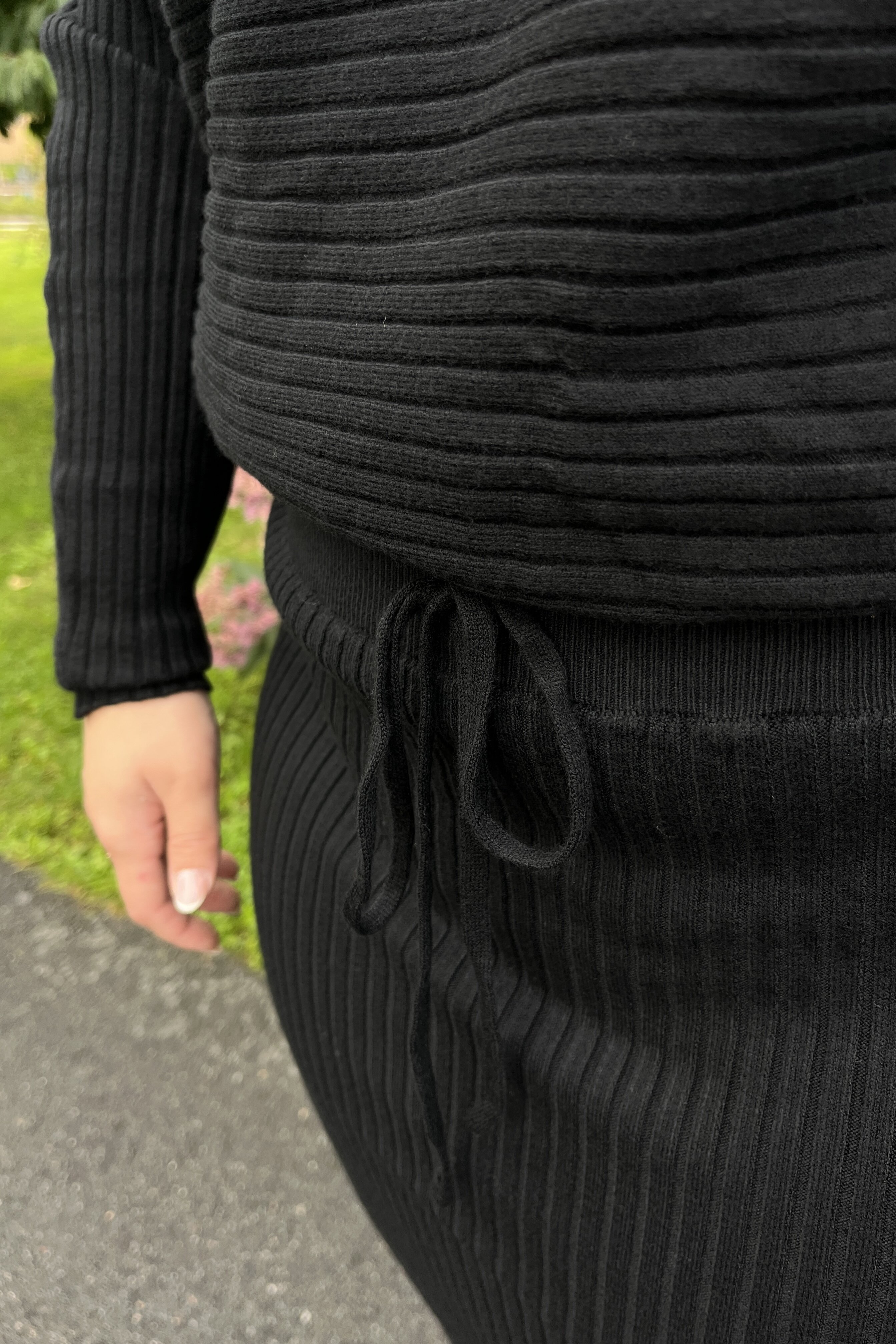 Chica London Stickat Set Dam Black - SMILE.