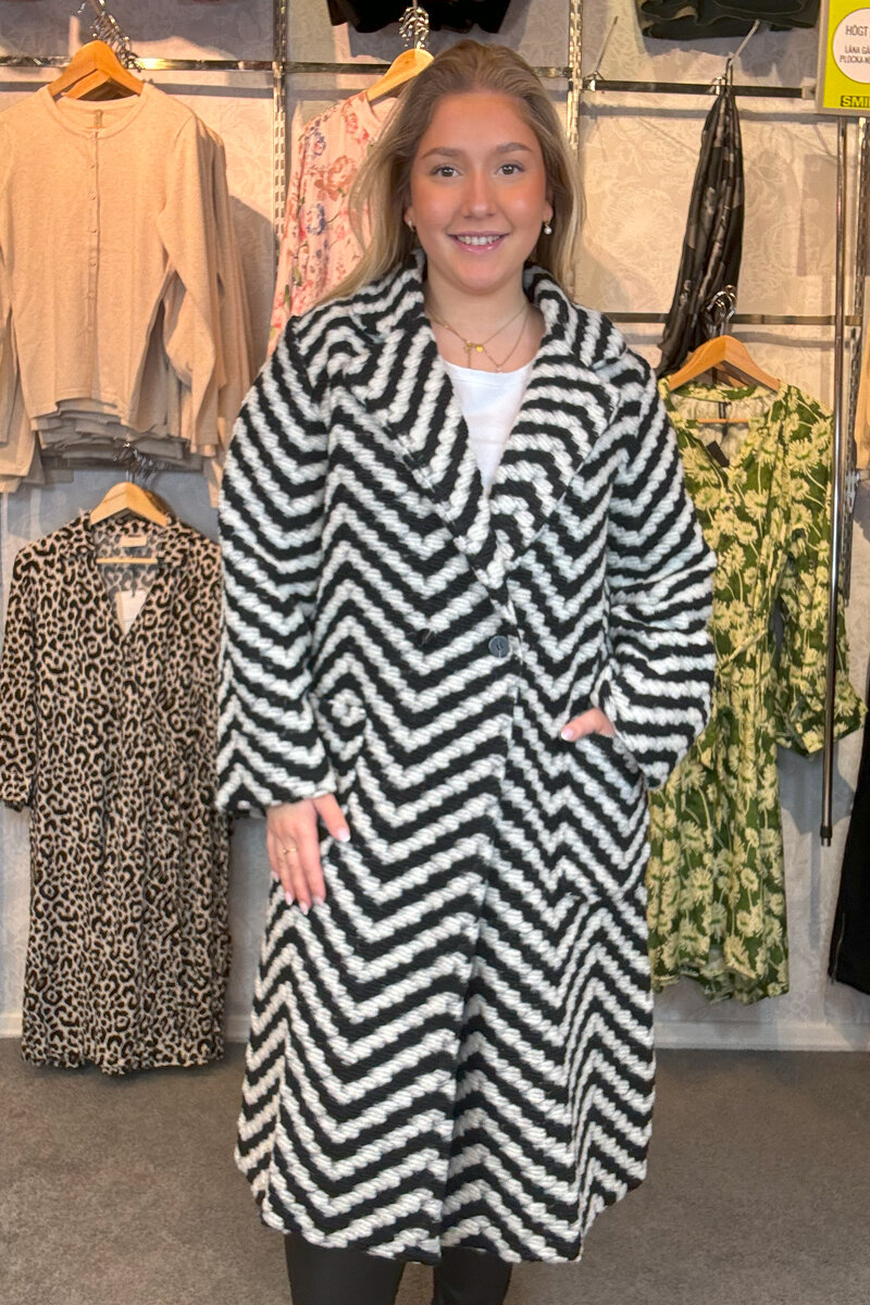 Zabaione Ava Kappa Dam Black - SMILE.